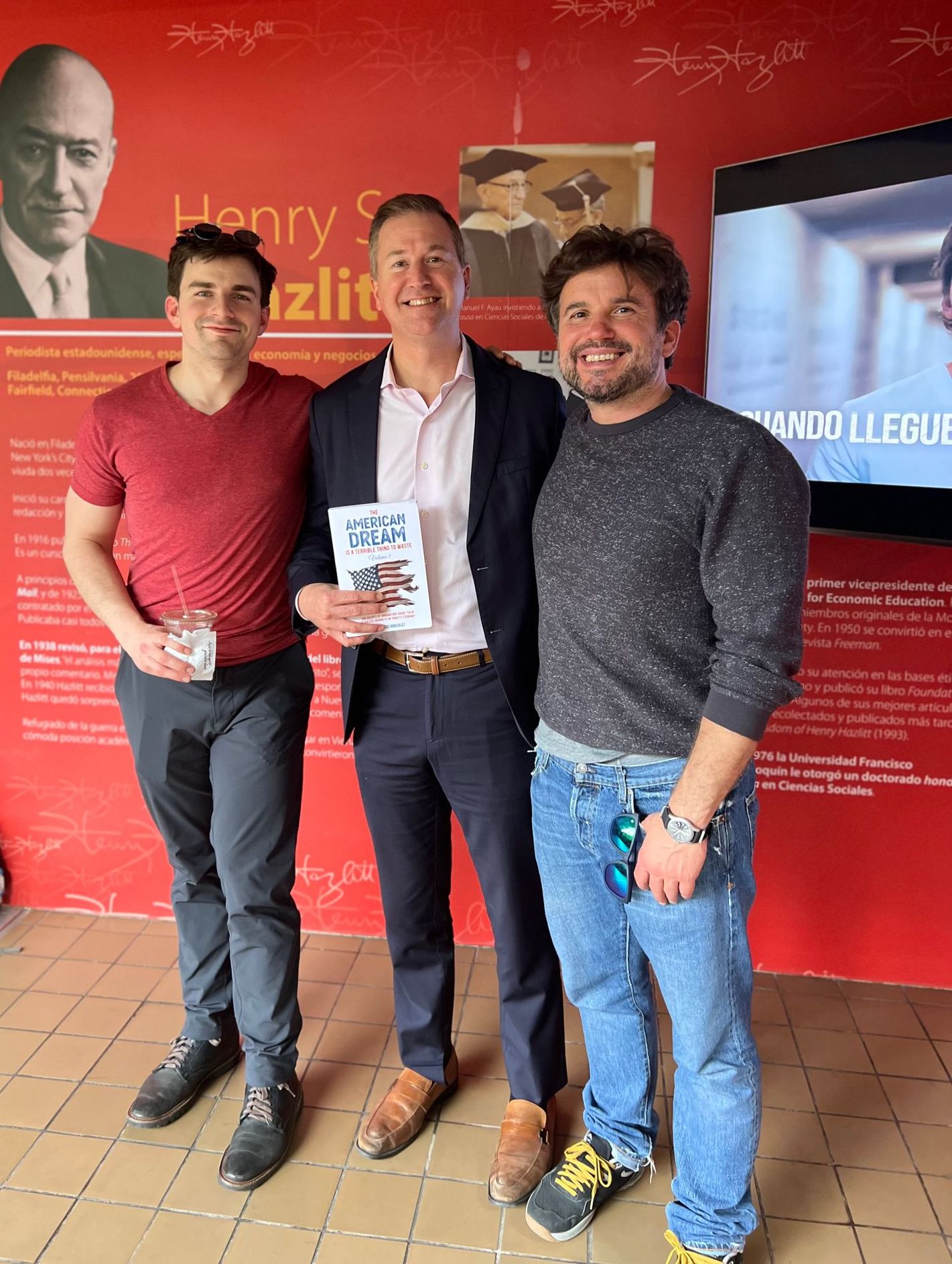 Francisco González publicó libro sobre innovación - El Amigo de la Marro