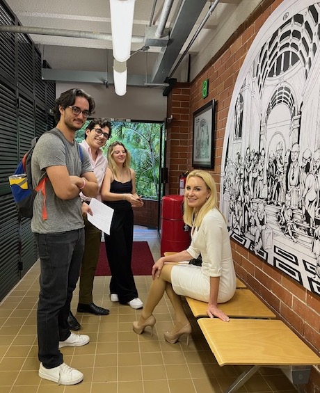 231006-estudiantes-jennifer-grossman-ufm-universidad-francisco ...