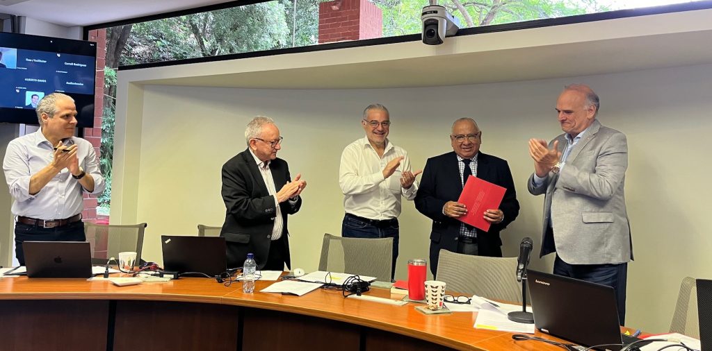 Guido Andretta recibió Premio Robert Nozick 2024 - El Amigo de la Marro