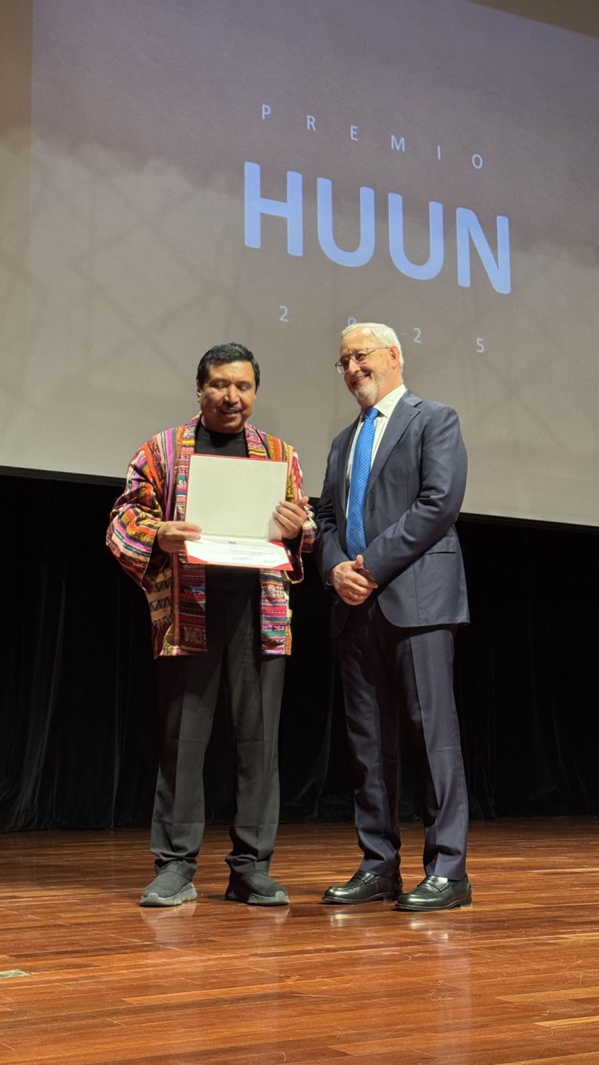 Carlos Chaclán y Gustavo Montenegro, galardonados por Museo Popol Vuh ...