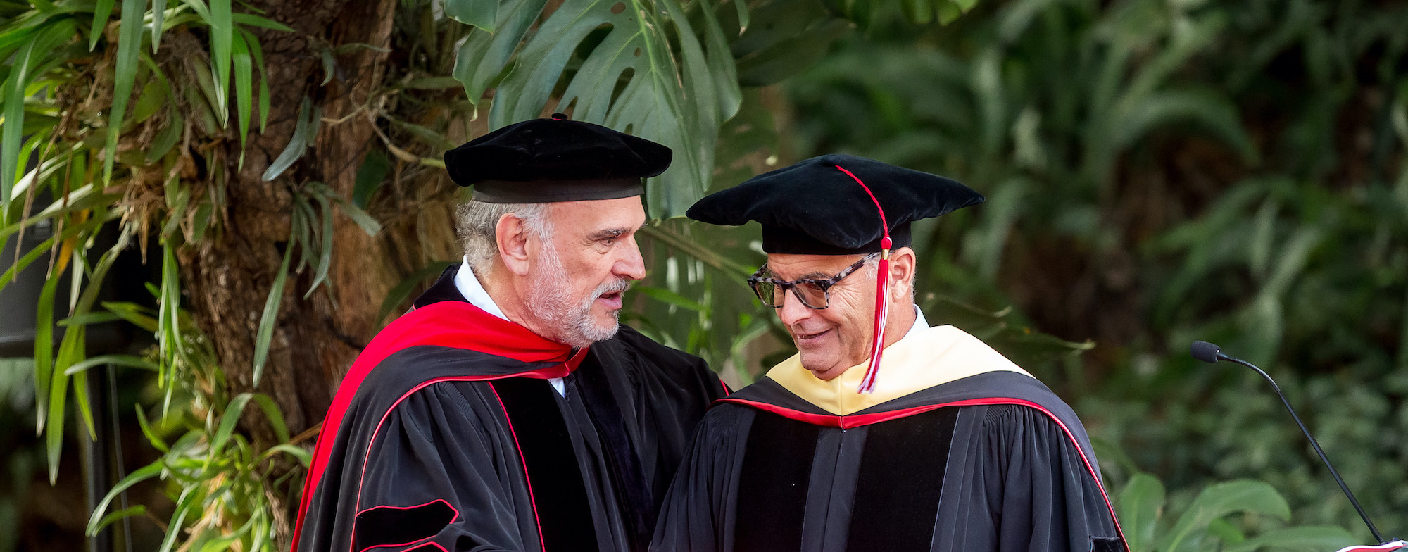 George Selgin recibió doctorado «honoris causa» en graduación UFM - El ...
